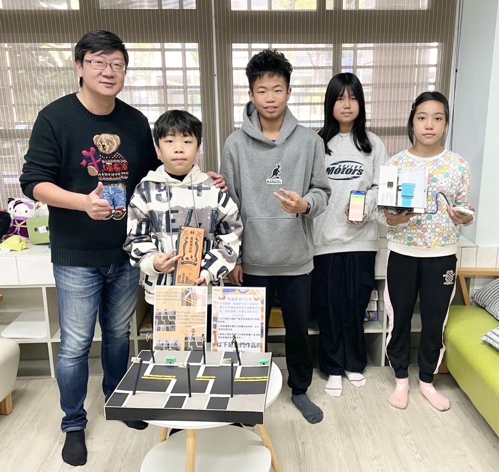 世界青少年發明展 永芳國小1金1銀 - 臺灣導報